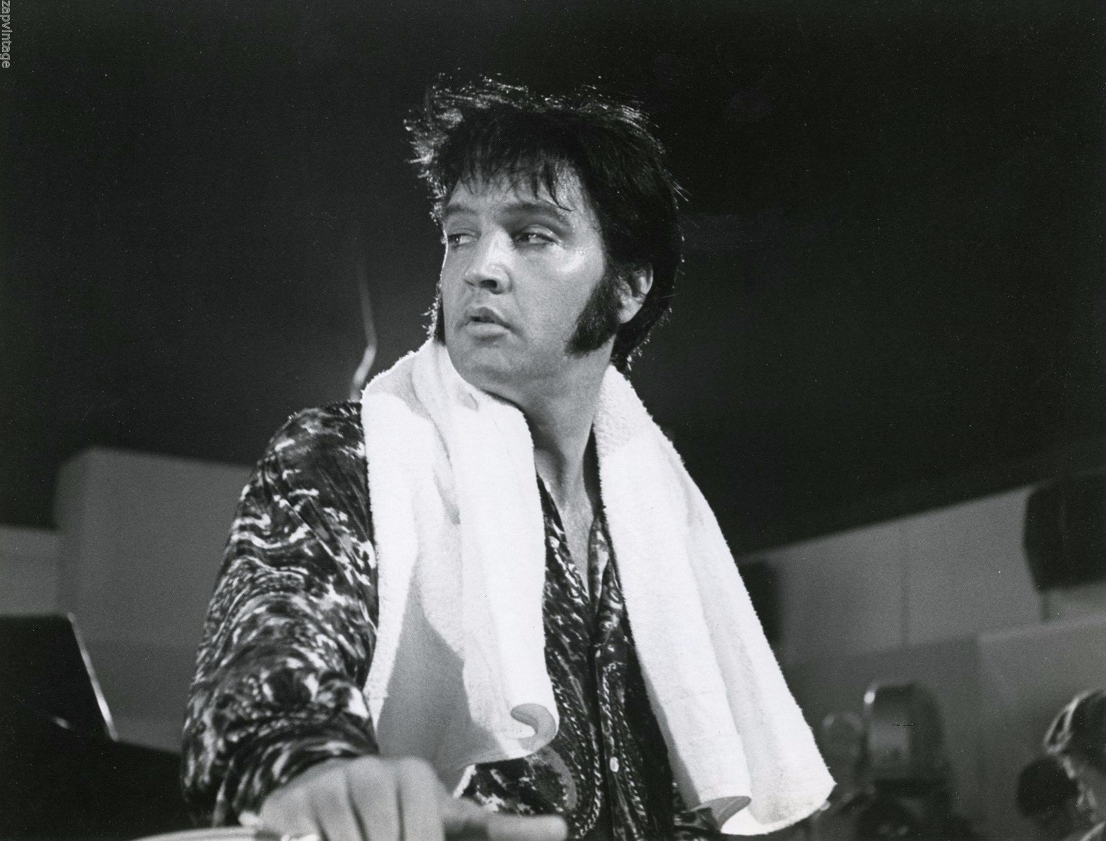 Vtg 1970s RARE B&W Portrait of ELVIS PRESLEY Back Stage Concert Photo ...